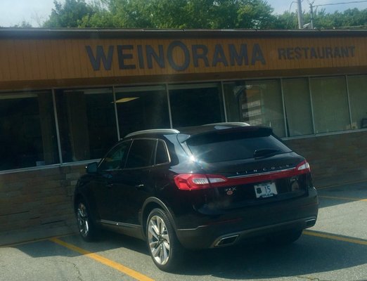 WEIN-O-RAMA - 33 Photos & 83 Reviews - Hot Dogs - 1009 Oaklawn Ave ...