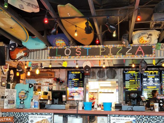 LOST PIZZA COMPANY - Updated July 2025 - 128 Photos & 218 Reviews - 550 E 9 Mile Rd, Pensacola ...