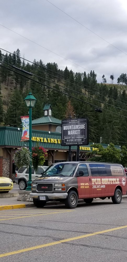 RADIUM MOUNTAINSIDE MARKET - Updated September 2025 - 10 Reviews - 7546 ...