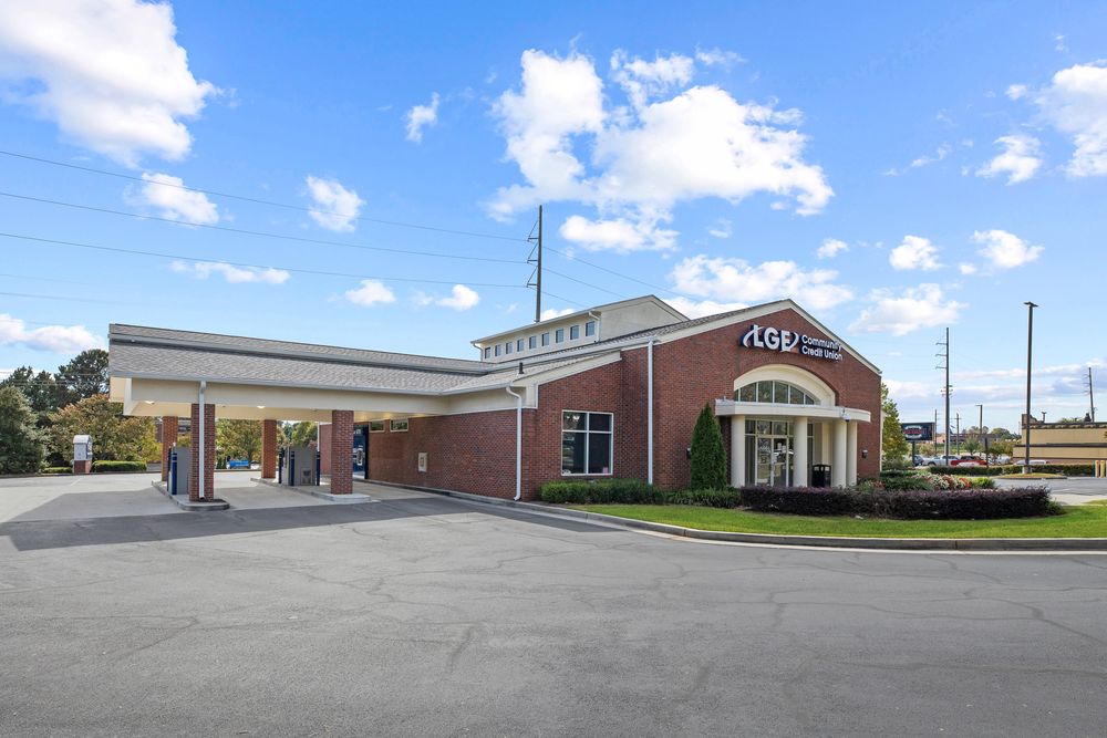 LGE COMMUNITY CREDIT UNION - Updated July 2025 - 13 Reviews - 2760 E ...