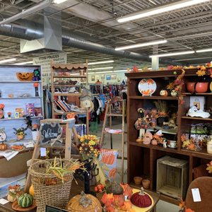 GOD’S STOREHOUSE - Updated June 2025 - 1707 SE 29th St, Topeka, Kansas ...