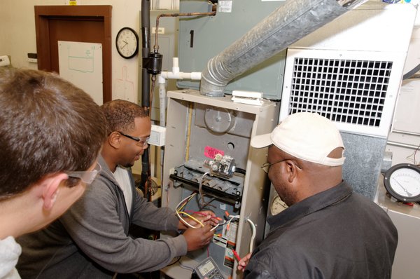 ITI TECHNICAL COLLEGE - Updated July 2025 - 100 Photos - 13944 Airline ...