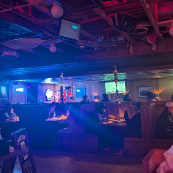 THE LOCAL - Updated December 2025 - 277 Photos & 436 Reviews - 758 ...