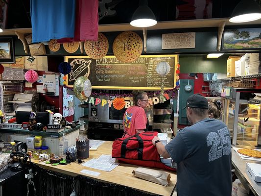 BACK ALLEY PIZZA JOINT - Updated December 2025 - 83 Photos & 123 ...