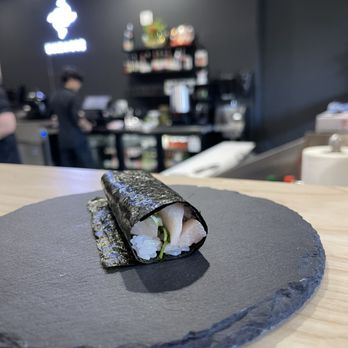 KUIDAORE HANDROLL BAR - Updated June 2024 - 111 Photos & 18 Reviews ...