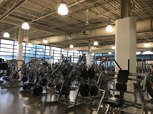 DOVER AFB SPORTS AND FITNESS CENTER - Updated April 2025 - 10 Photos ...
