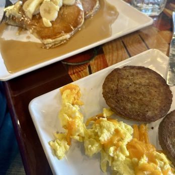 BUENOS DIAS - Updated February 2025 - 25 Photos & 17 Reviews - 1702 N ...