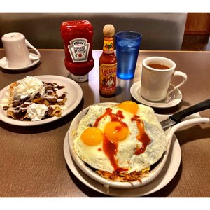 CHECKERS PANCAKE HOUSE - Updated October 2025 - 106 Photos & 188 ...