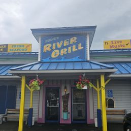 RIVER GRILL - Updated July 2025 - 156 Photos & 166 Reviews - 70 Aqua Ln ...