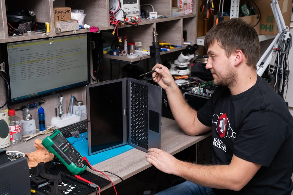 GADGET MEDICS - CELL PHONE & COMPUTER REPAIR CENTER - Updated October ...