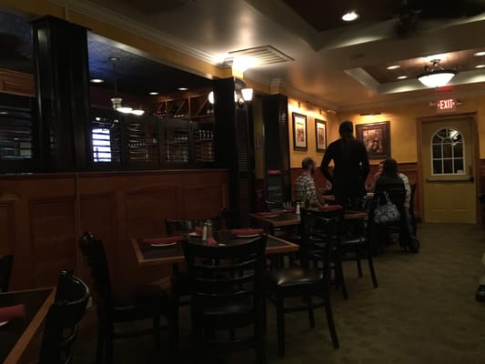 PJ’S PUB - 26 Photos & 67 Reviews - Pubs - 135 Boon St, Narragansett ...