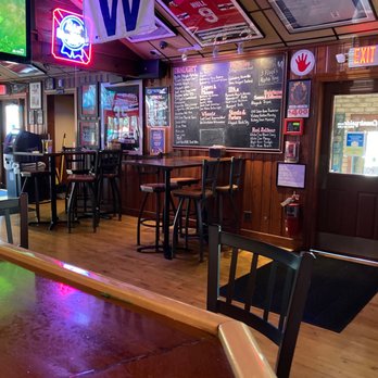 COUNTRYSIDE SALOON - Updated May 2024 - 271 Photos & 220 Reviews - 2501 ...