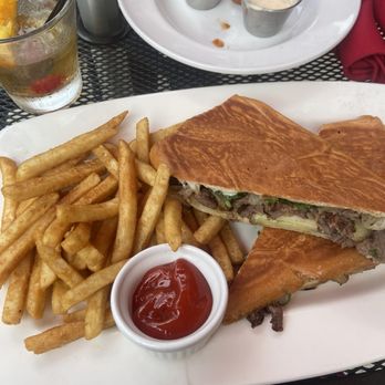 VICENTE’S CUBAN CUISINE - Updated August 2024 - 1027 Photos & 989 ...