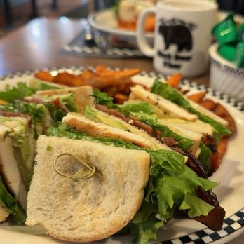 BLACK BEAR DINER - SEQUIM - Updated August 2025 - 265 Photos & 422 ...