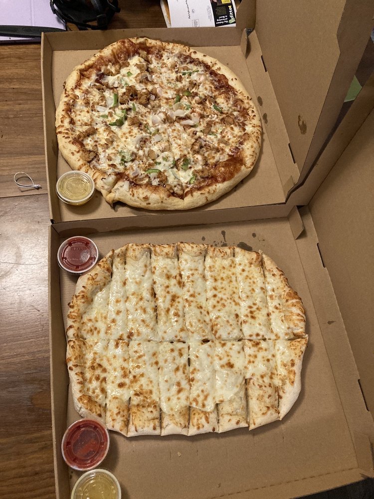 LOUISVILLE PIZZA KING - 3505 Taylor Blvd, Louisville, Kentucky - Pizza ...