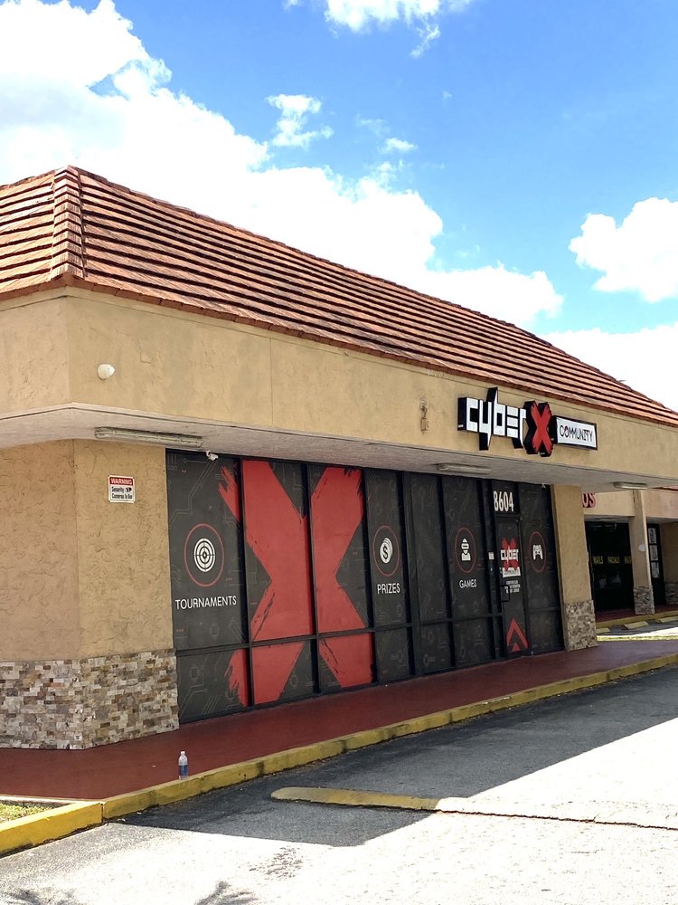 PARK PLAZA SHOPPING CENTER - Updated October 2025 - 16 Photos - 8600 W ...