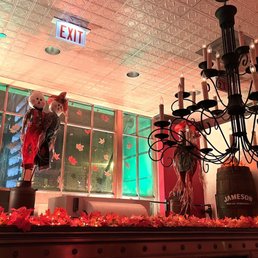 EMERALD LOOP - Updated July 2025 - 599 Photos & 696 Reviews - 216 N ...