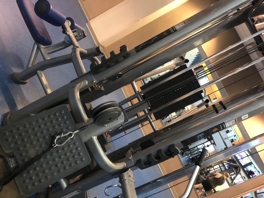 CSUB STUDENT RECREATION CENTER - 25 Photos & 11 Reviews - 9001 ...