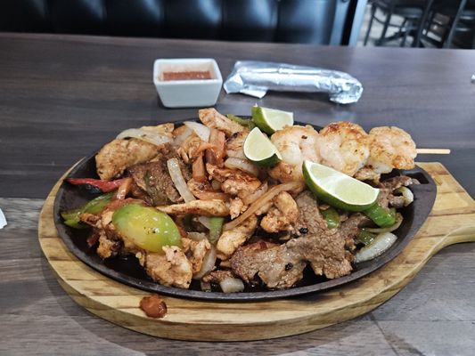 CASA AMIGOS - Updated October 2025 - 40 Photos & 24 Reviews - 8922 S ...