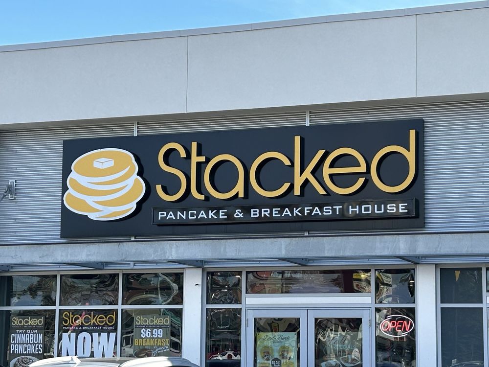 STACKED PANCAKE & BREAKFAST HOUSE - Updated December 2025 - 7516 ...