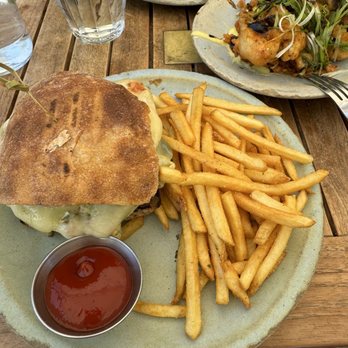 FIG TREE VENICE - Updated November 2024 - 1082 Photos & 669 Reviews ...