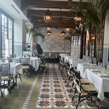 LE COLONIAL - Updated April 2025 - 119 Photos & 45 Reviews - 255 ...