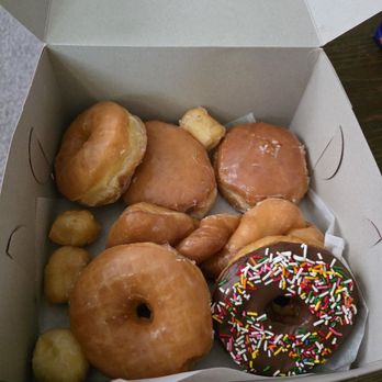 ROCKLIN DONUTS & CINNAMON - Updated December 2025 - 701 Photos & 680 ...