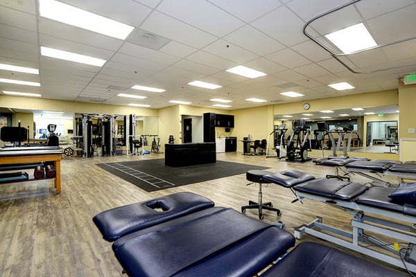 PEAK PERFORMANCE PHYSICAL THERAPY - Updated December 2025 - 20 Photos ...