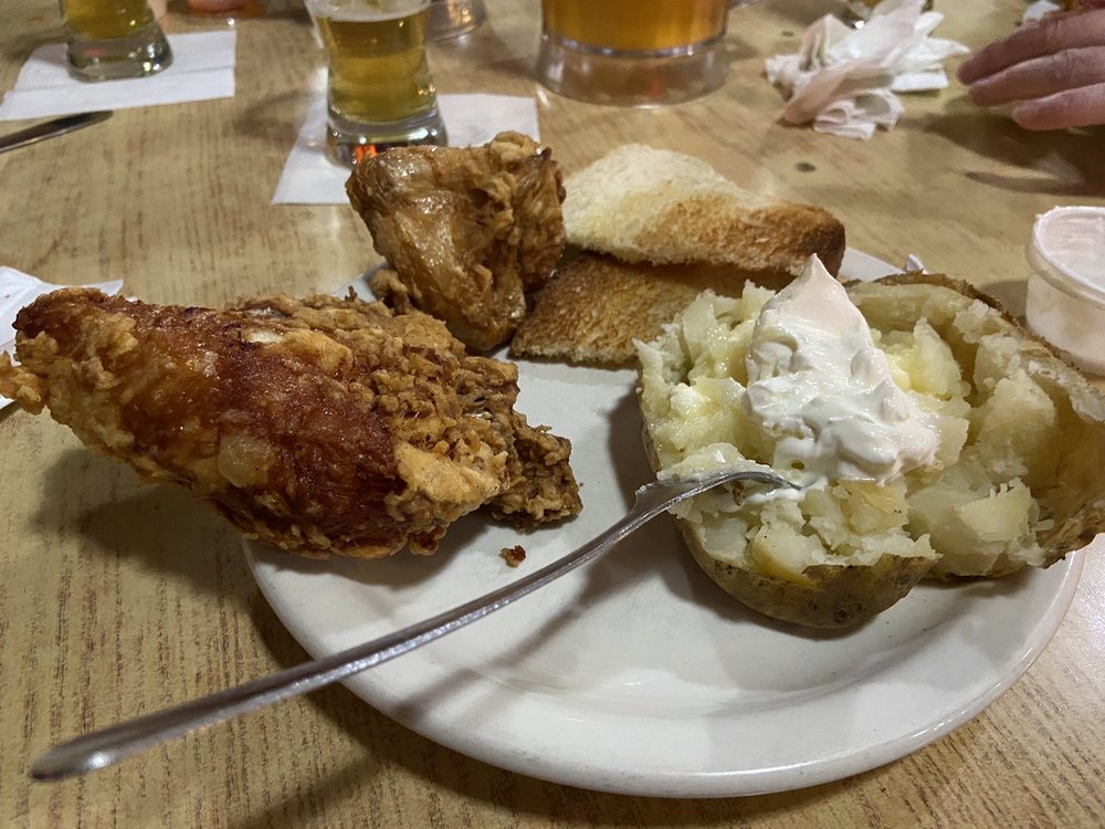 CARL’S CORNER - Updated November 2024 - 18 Reviews - 21378 1st St ...