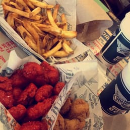 WINGSTOP - Updated October 2025 - 172 Photos & 270 Reviews - 1075 N ...