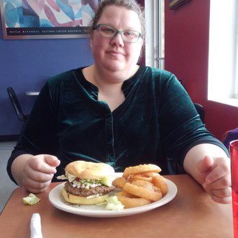 WINGS STATION - Updated December 2025 - 31 Photos & 27 Reviews - 143 E ...