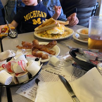 WEATHERVANE RESTAURANT - Updated July 2025 - 124 Photos & 142 Reviews ...