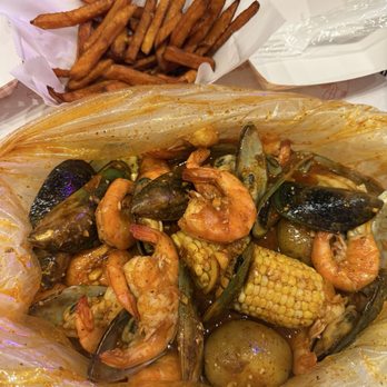 CAP’T LOUI SEAFOOD BOIL - DECATUR - Updated December 2025 - 314 Photos ...