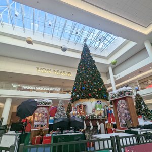 YORKTOWN CENTER - 175 Photos & 148 Reviews - 203 Yorktown Ctr, Lombard ...