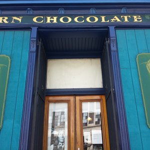 NORTHERN CHOCOLATE COMPANY - 30 Reviews - 2036 N Dr Martin Luther King ...