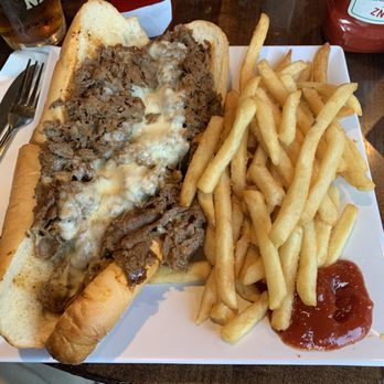 LOONEY’S PUB - Updated March 2025 - 275 Photos & 385 Reviews - 8150 ...