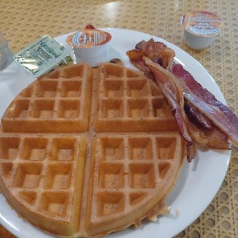 LATHAM ‘76 DINER - Updated December 2025 - 215 Photos & 315 Reviews ...