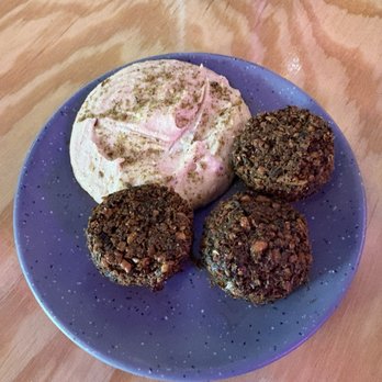 SPITZ - Updated December 2025 - 215 Photos & 175 Reviews - 2015 N Globe ...