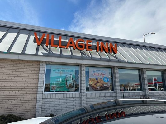 VILLAGE INN - Updated December 2025 - 61 Photos & 88 Reviews - 535 ...