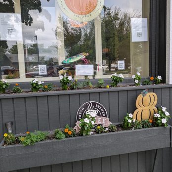 OCTOBER CAFE - Updated October 2024 - 88 Photos & 65 Reviews - 6046 N ...