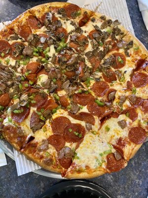 TOPSHELF PIZZA & PUB - Updated May 2025 - 27 Photos & 40 Reviews - 2155 ...