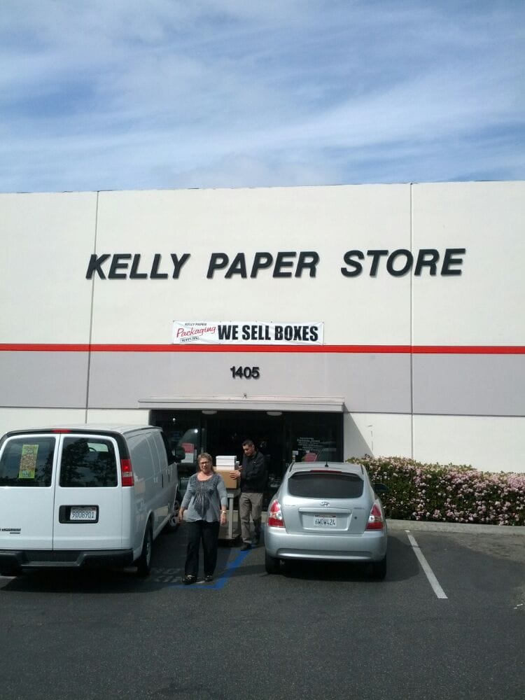 KELLY PAPER - Updated December 2025 - 22 Reviews - 1405 S Sunkist St ...