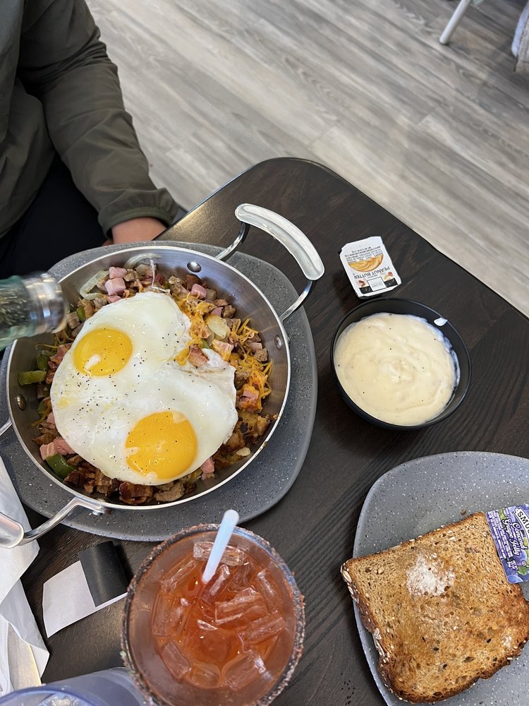 FLIP’N JACKS - 39 Photos & 49 Reviews - 1520 S Dayton Pl, Ames, IA - Yelp