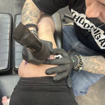 CREATIVE MINDS TATTOO - Updated March 2025 - 102 Photos & 27 Reviews ...