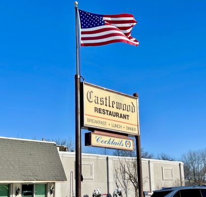 CASTLEWOOD RESTAURANT - 23 Photos & 27 Reviews - 2811 Wisconsin St ...