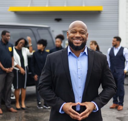 FAST GUARD SERVICE - Updated December 2025 - 22 Photos - 925 S 21st Ave ...