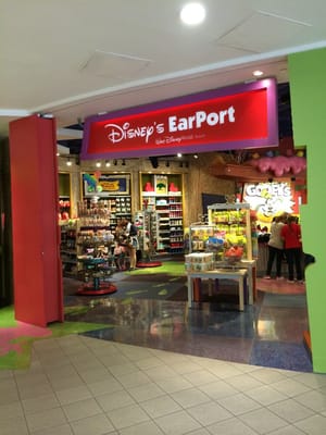 DISNEY’S EARPORT - Updated August 2025 - 28 Photos & 32 Reviews - 1 ...
