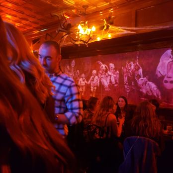 HAUNT - Updated December 2025 - 22 Photos - 1123 Walnut St ...