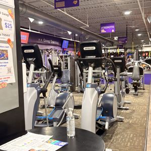 ONELIFE FITNESS - FAIRFAX - Updated October 2025 - 12300 Price Club Plz ...