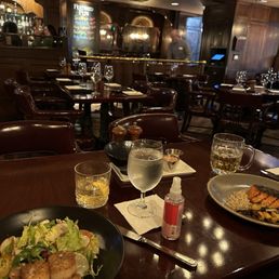 SHUCKERS OYSTER BAR - Updated December 2025 - 710 Photos & 640 Reviews ...